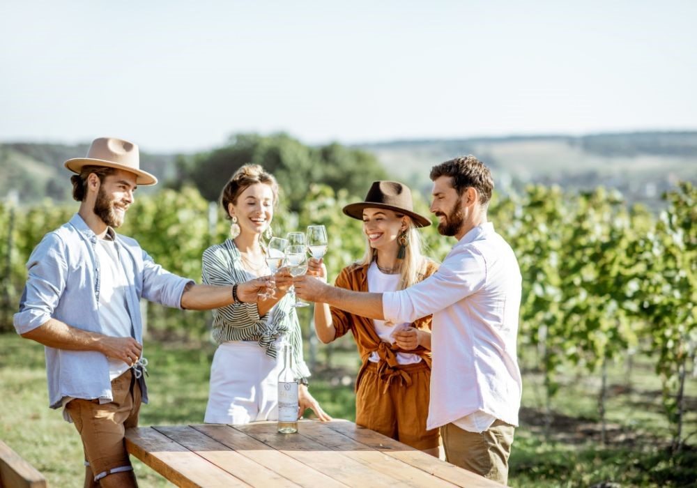 Enoturismo in Umbria Vini da assaggiare e cantine da visitare Santa ...